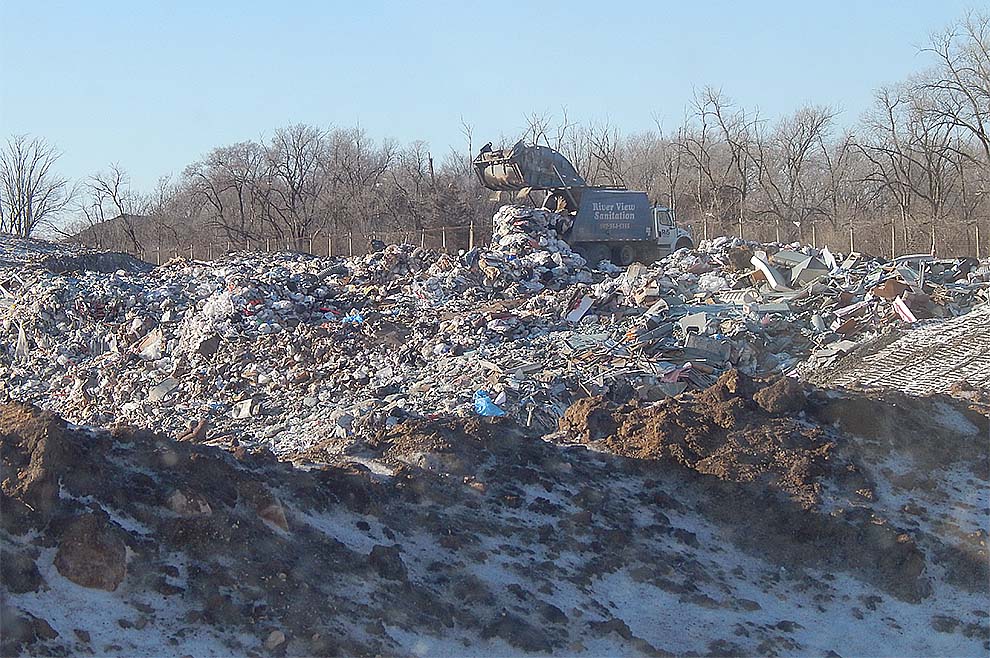 Commissioners OK taking Blue Earth Co. landfill waste | News, Sports ...